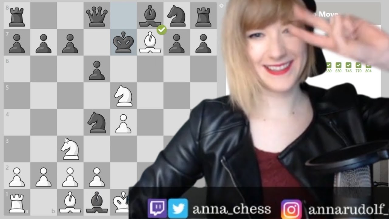Anna Rudolf plays Puzzle Rush for the first time
