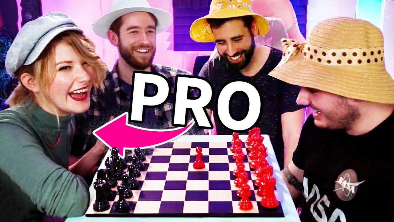 Pro chess player plays three beginners