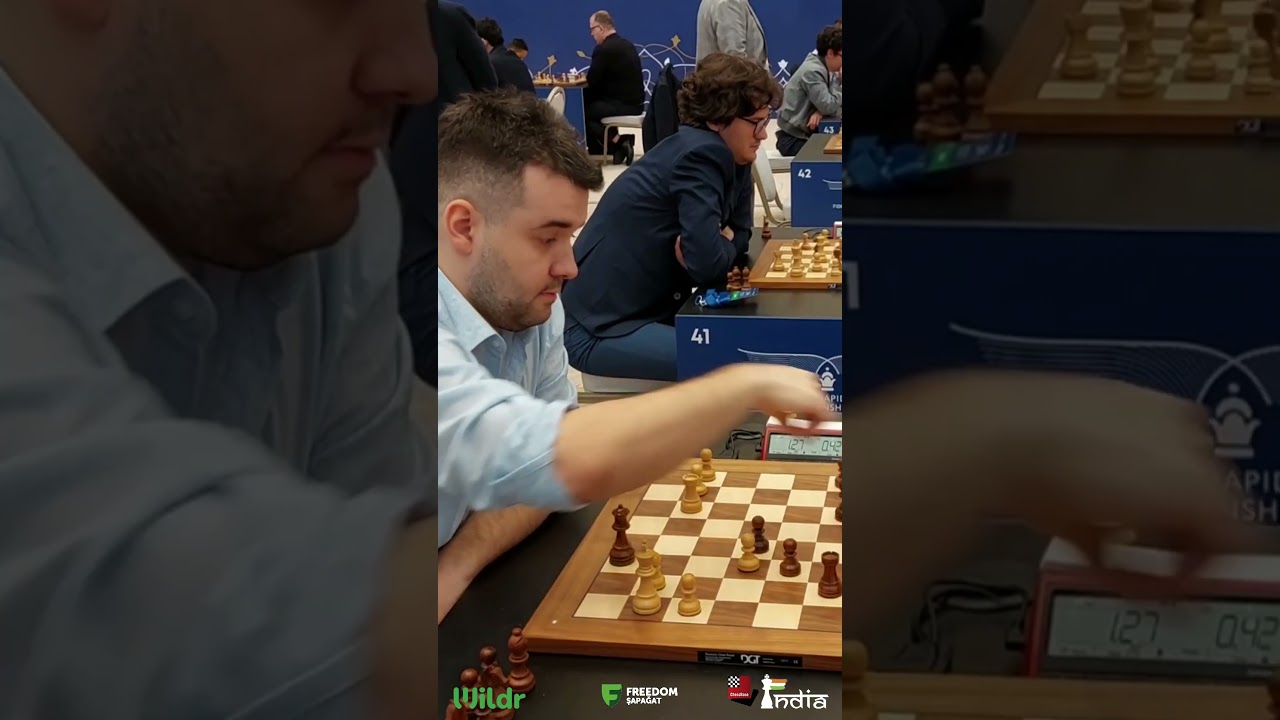 2000 ELO Holds Super Grandmaster! #shorts