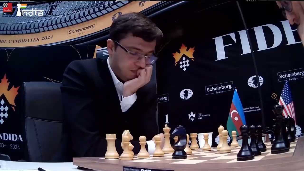 The moment when Nijat Abasov told the chief arbiter about the noise ...